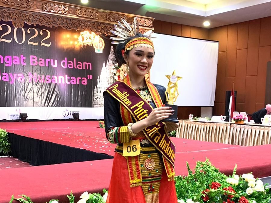 Cindy Aprilia Pratiwi Djuni, Perwakilan Sultra Jadi Putri Kepribadian ...